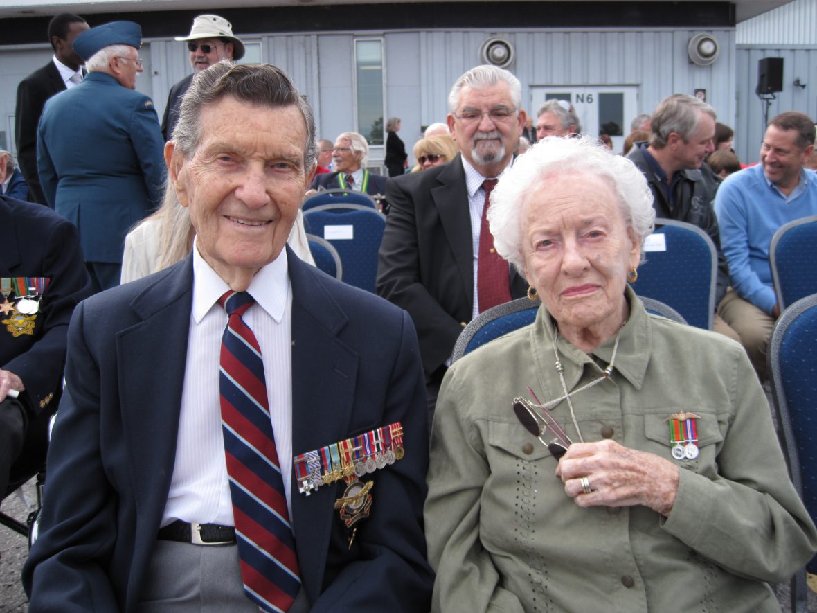Un exemple de courage : Jack Vincent Watts rend l’âme à 98 ans - Canada.ca