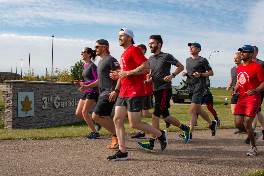 Wainwright runners support Soldier On with ‘Xtreme’ relay - Canada.ca