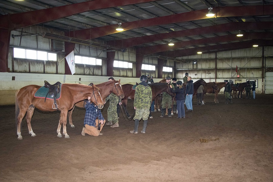 Soldier On spends a week with LdSH(RC) Mounted Troop - Canada.ca