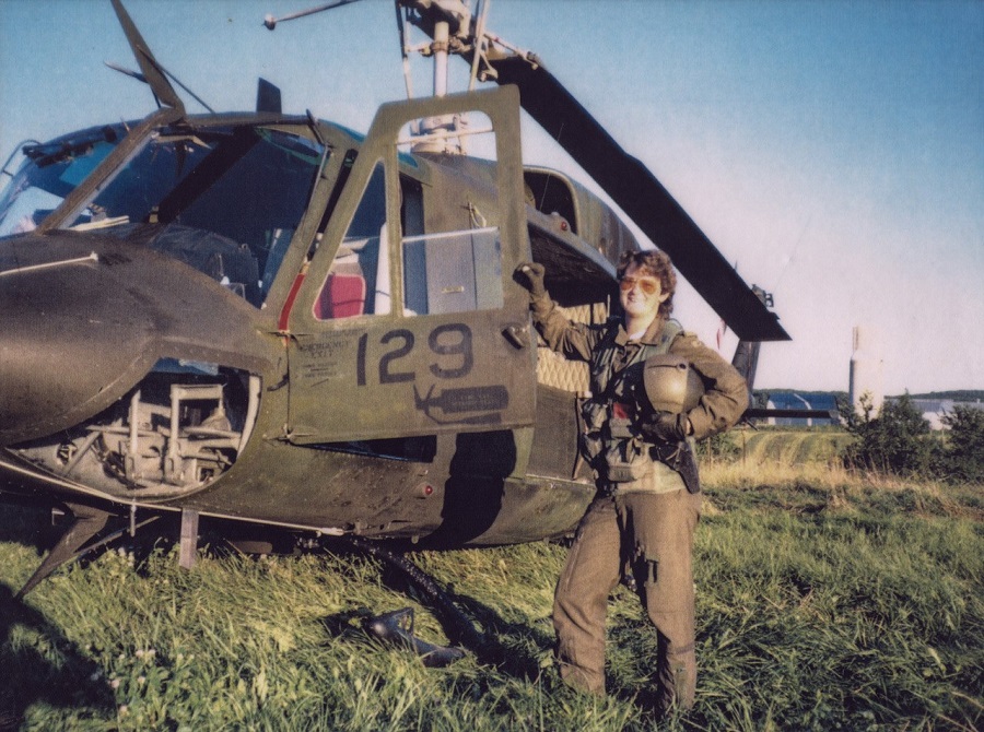 RCAF’s first female tactical helicopter pilot retires - Canada.ca