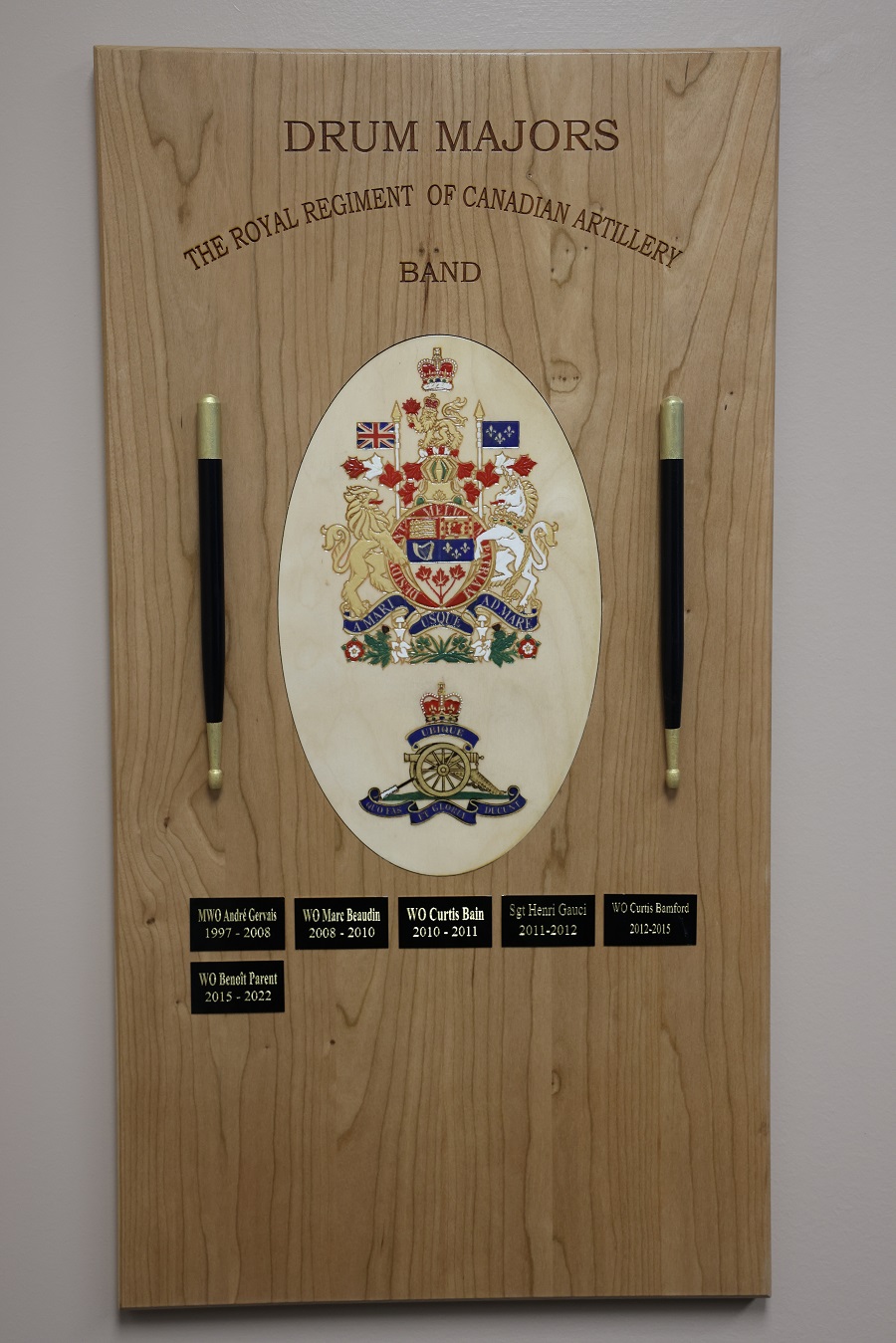 RCA Band receives plaque to honour its drum majors - Canada.ca