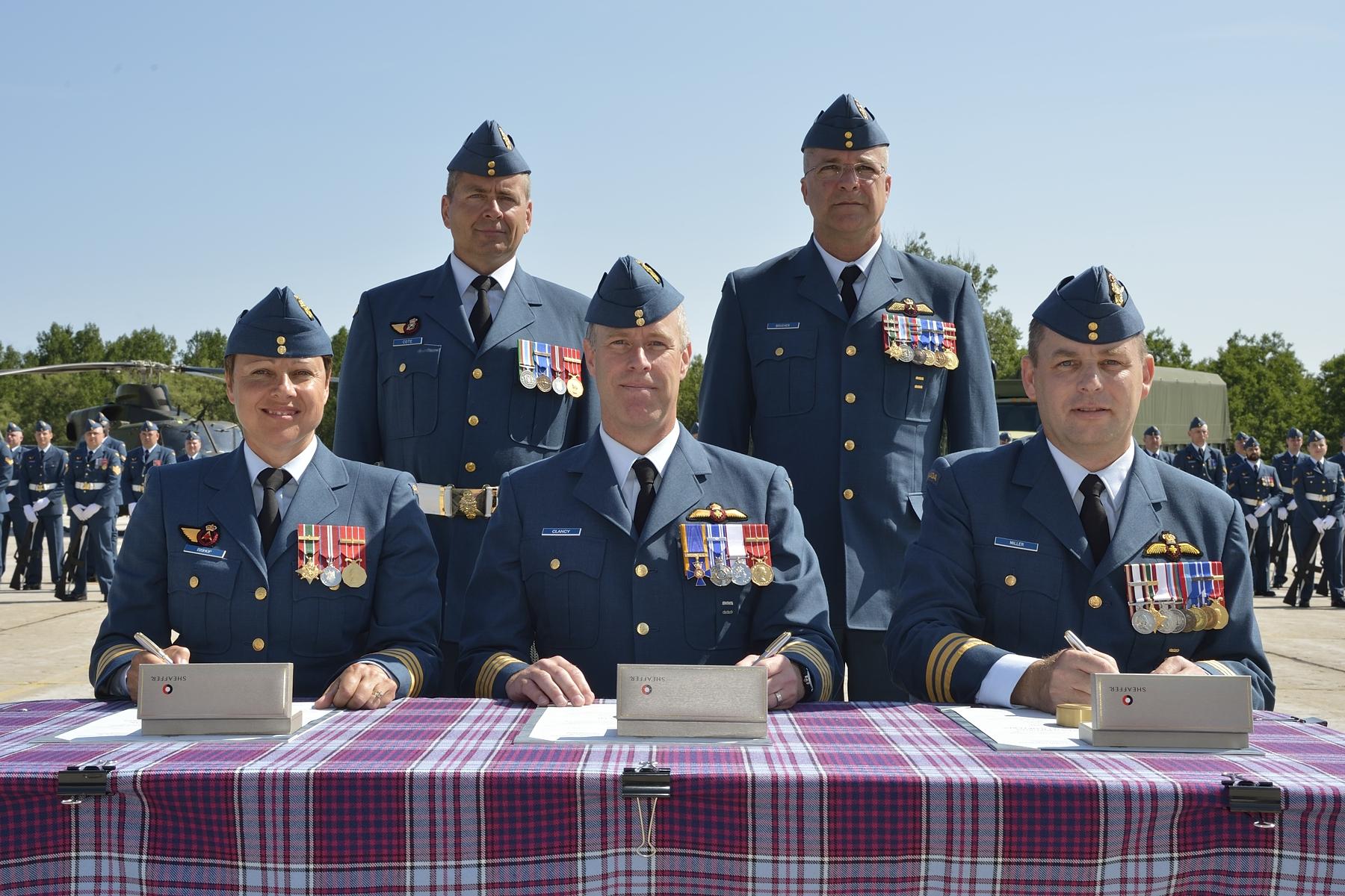 Les femmes dans l’aviation : la lieutenant-colonel Jill Bishop ...